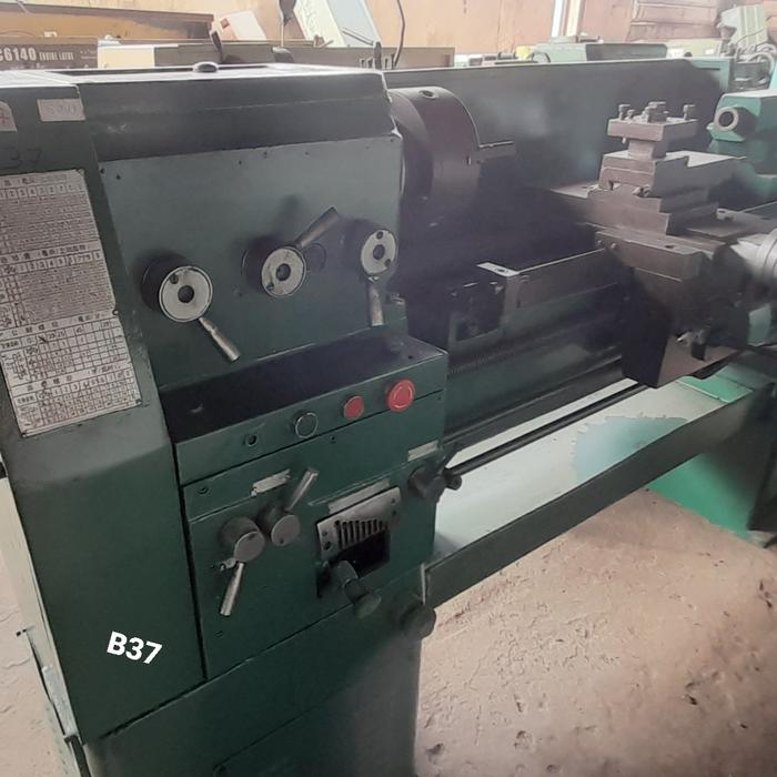 Jual Mesin bubut berkualitas oke Panjang kerja 1 meter ,spindle 1,5 ...