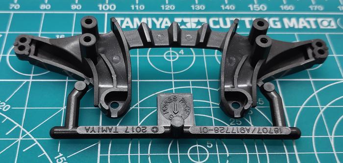 Jual Tamiya Rear Stay Akar Belakang FMA FM-A Chassis - Metallic Gray ...