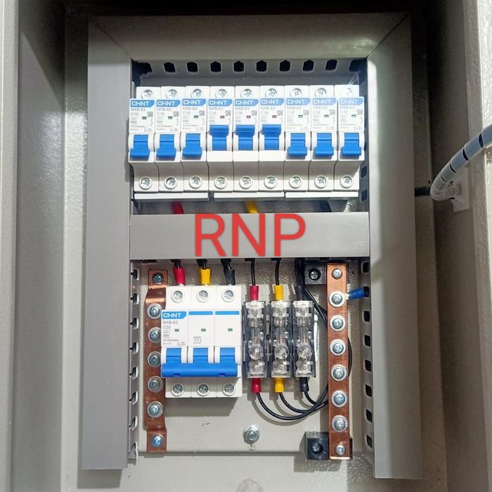 Jual panel distribusi 3 phase 32A komplit box indoor 30x40cm - Jakarta ...
