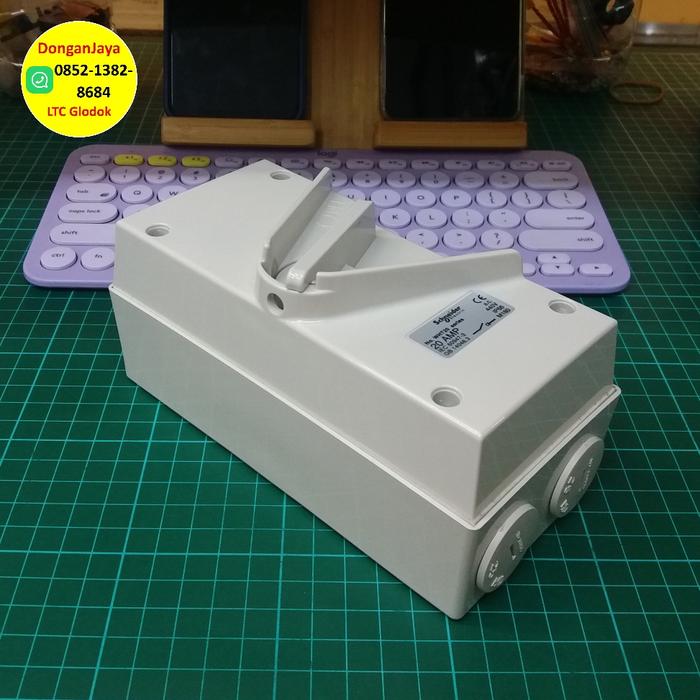 Jual Schneider WHT20 GY 20A 440V Surface Mount Triple Pole Isolating Switch - Jakarta Barat ...