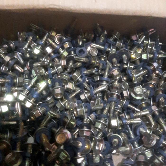 Jual Baut Roofing Kuning 12x20 Lapis Karet/ Skrup Roofing Baja Ringan ...