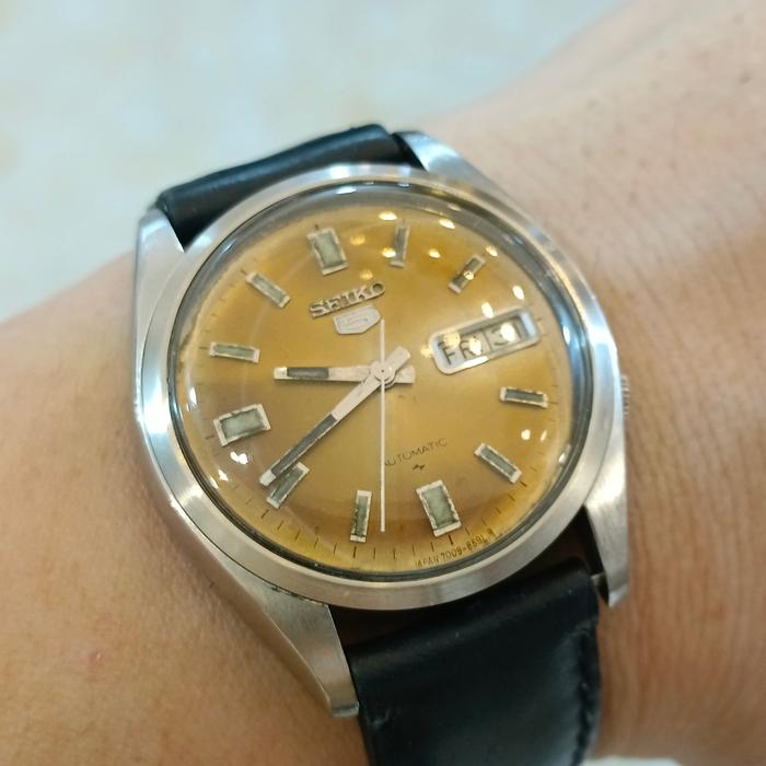 Jual Seiko Vintage 7009 Automatic Patina Dial - Kota Tangerang - Jam ...