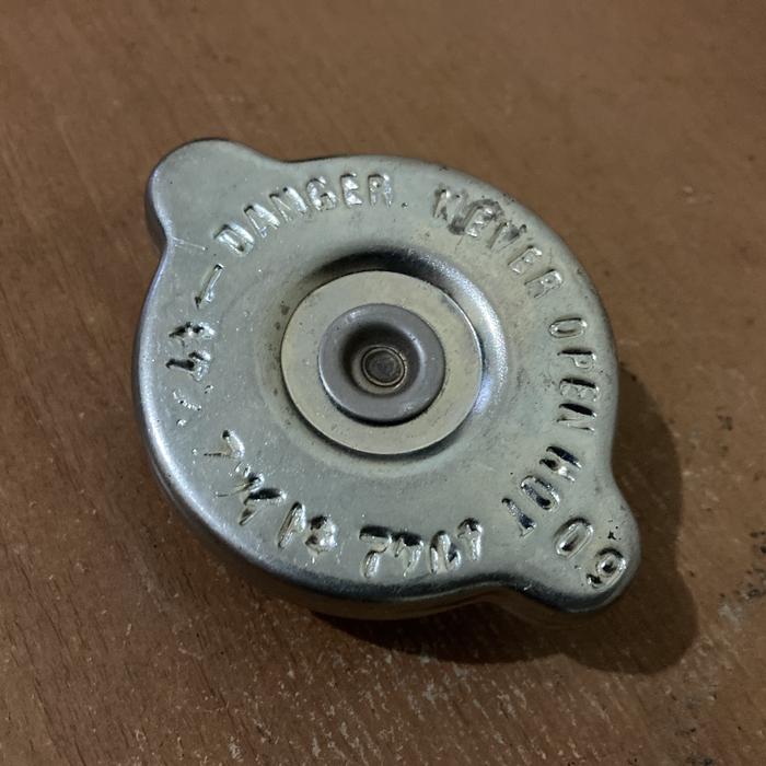 Jual Cap Tutup Radiator Corolla KE20 KE30 KE70 DX Corona RT81 RT100 ...