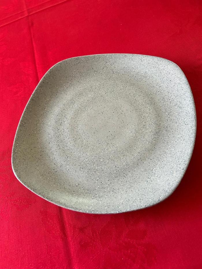 Jual Piring Melamin Model Batu Warna Abu 8Inch Golden Dragon - Kota ...