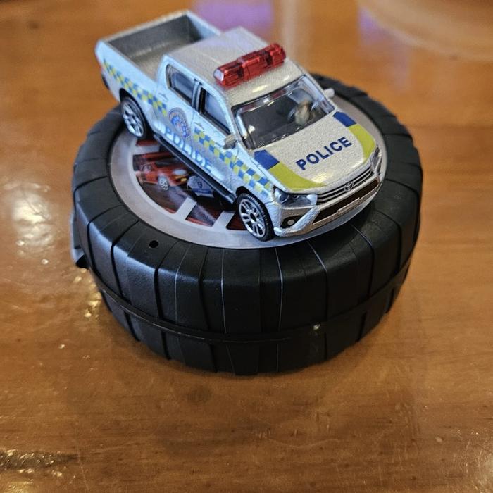 Jual Majorette Toyota Hilux Revo Thailand Police Pomade Loose - Kota ...