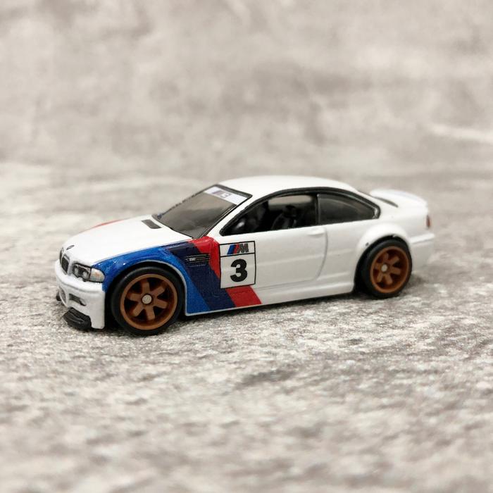 Jual Hot Wheels Premium BMW M3 E46 (BMW M Series Collector Set Diorama ...