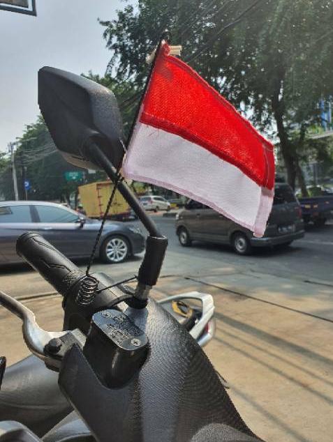 Jual Bendera Indonesia Merah Putih Mini Tiang Besi Reusable - bendera ...