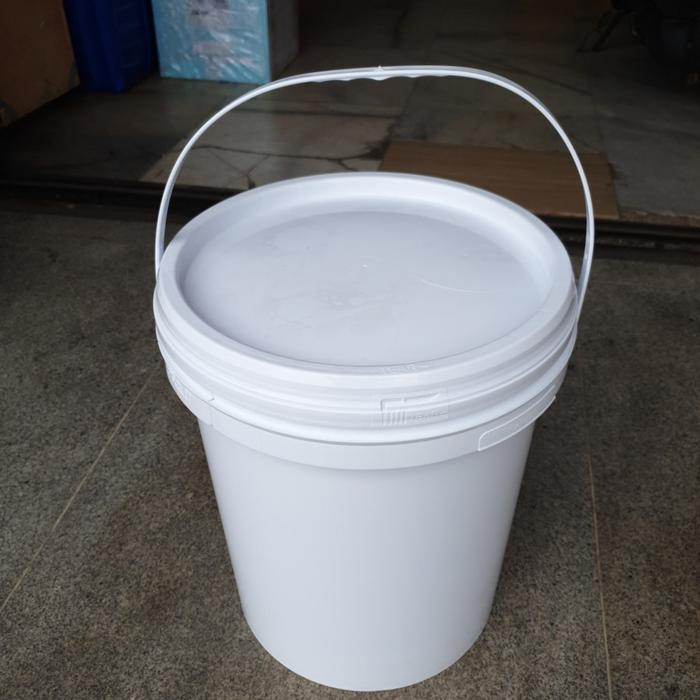 Jual Ember Pail tutup corong plastik 20 Liter L 25 kg putih polos BARU - Jakarta Utara - PlusPro ...