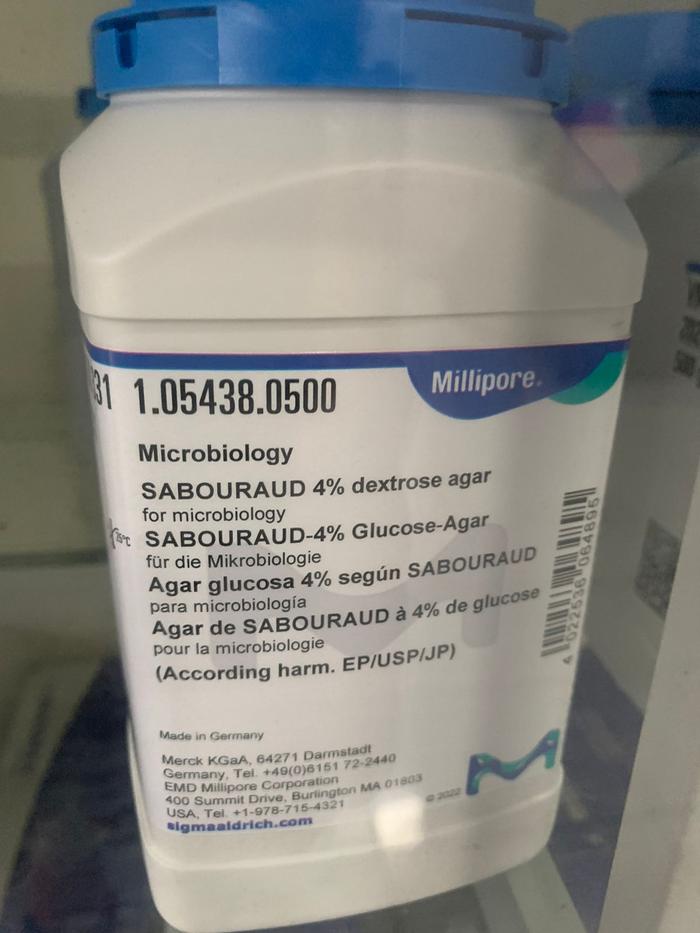 Jual SABOURAUD 4% GLUCOSE AGAR FOR MICROBIOLOGY / MERCK / 1.05438.0500 ...