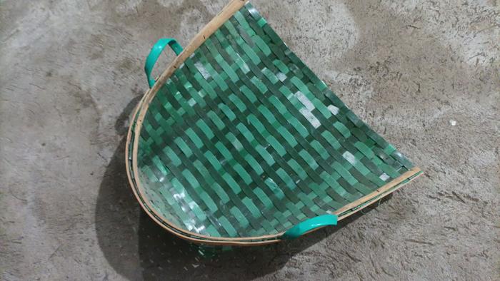 Jual ekrak anyaman plastik / pengki anyaman plastik / cekrak anyaman ...