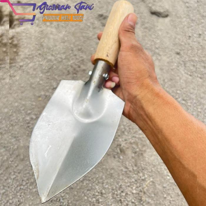 Jual sGC - Alat Berkebun Taman Sekop Dan Garukan Sampah Ukuran Kecil ...