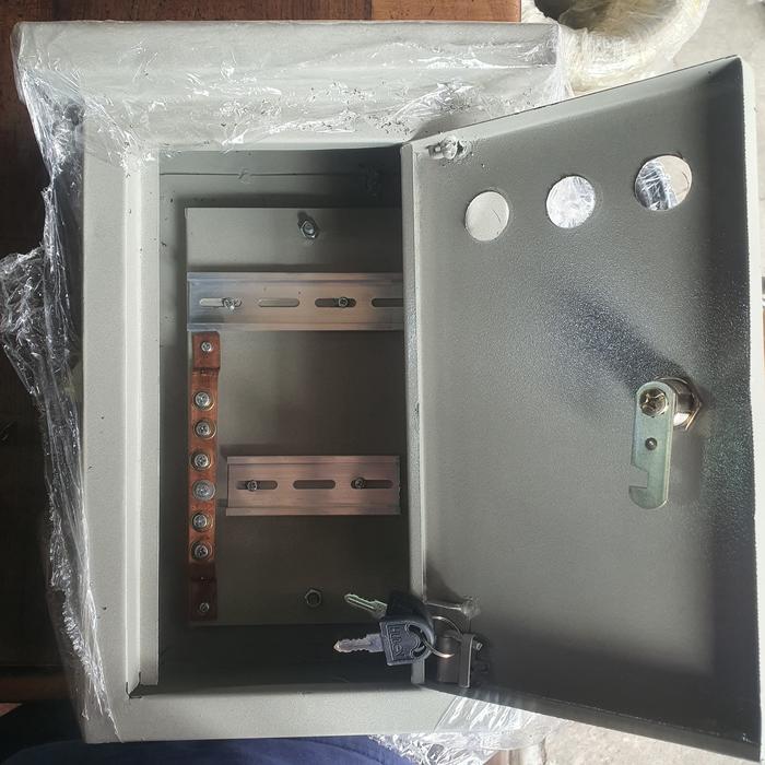 Jual Box Panel Listrik 20x30x12 Topi + Pilot Lamp + Rel MCB + Busbar ...