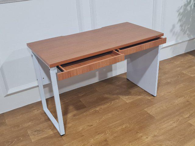 Jual Meja Konten / Meja Kerja Kantor MT GRACE 569 Design Bagus dan ...