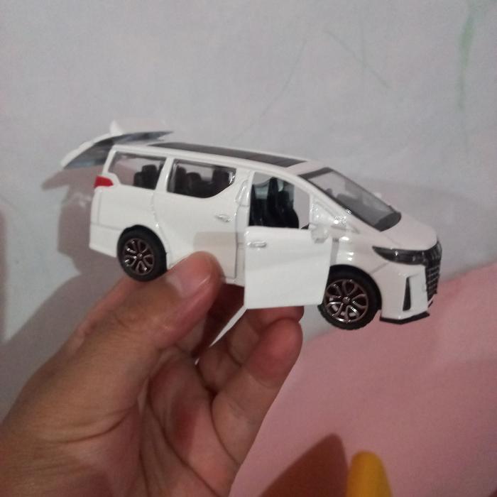 Jual Tomica 12 Toyota Alphard Putih Miniatur Mobil Diecast Takara Tomy - Hitam - Kab. Bekasi ...
