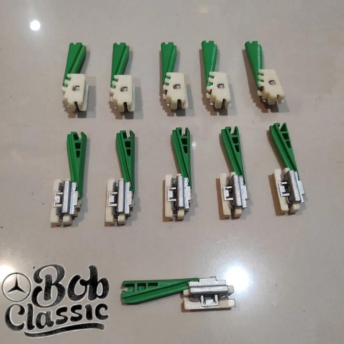 Jual Mercedes-Benz, W124 W201 Roof Trim Clip Bracket Clamps - Kab ...