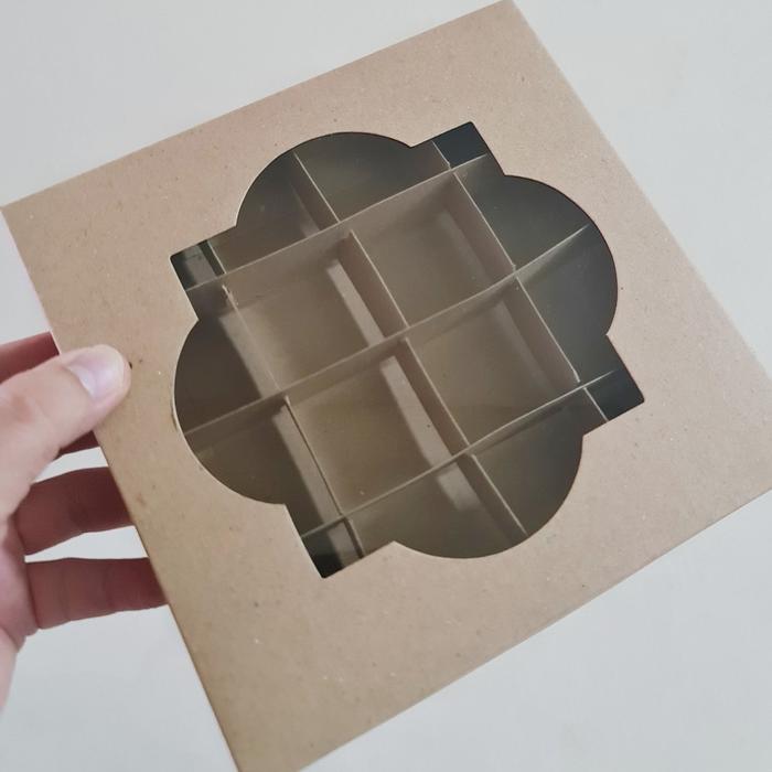 Jual Dus Packaging Mochi Ukuran 4x4x3 cm Kotak Sekat Isi 16 Coklat ...