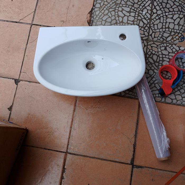 Jual wastafel toto lw246j full set - Jakarta Selatan - indahsanitari ...