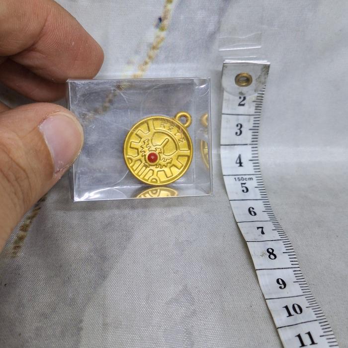 Jual Dragon Quest Mark Of Erdrick Logo Emblem 2 cm Roto Lotto - Jakarta ...