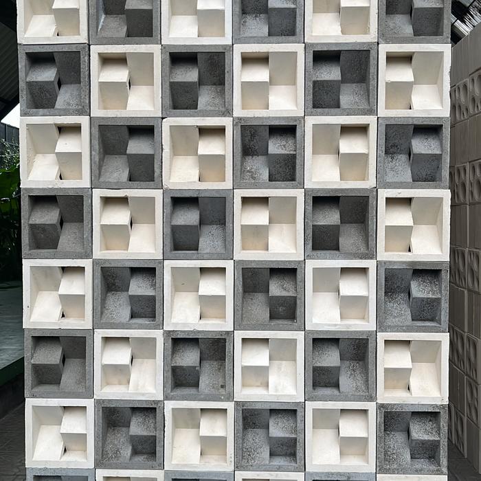 Jual ROSTER 20x20 MOTIF M (PUTIH & ABU) - Kab. Bogor - CENTRAL ROSTER ...