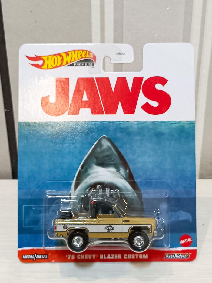 Jual Hot Wheels 75 Chevy Blazer Custom Jaws Hiu - Kota Malang ...