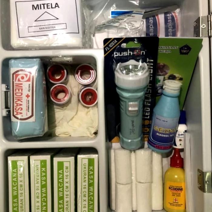 Jual Kotak P3K MK 11+ isi Type C / Original Terbaru - Jakarta Barat ...