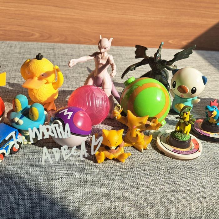 Jual PRELOVED assorted POKEMON figures takara tomy happy meal mcd ...