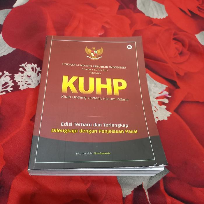 Jual BUKU UNDANG UNDANG REPUBLIK INDONESIA NOMOR 1 TAHUN 2023 TENTANG KUHP KITAB UNDANG-UNDANG ...