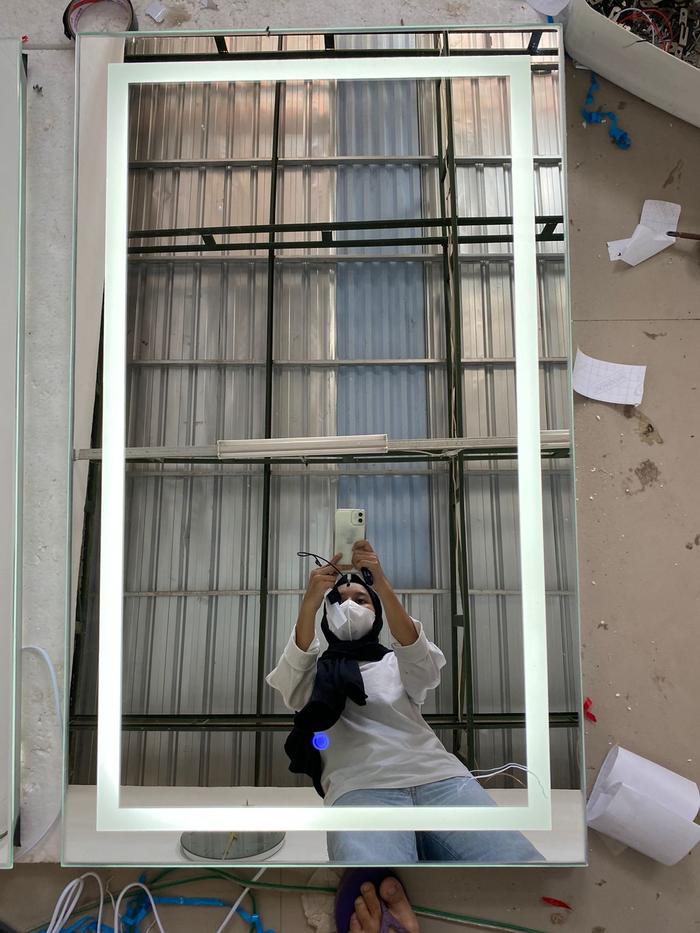 Jual Cermin LED Touchscreen uk 60 x 100 | Cermin Rias | Cermin Salon ...