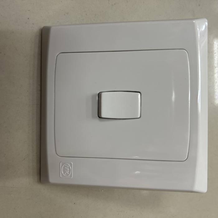 Jual MK Saklar Engkel,saklar 1 gang S8870 WHI 1 Way Slimline Plus ...