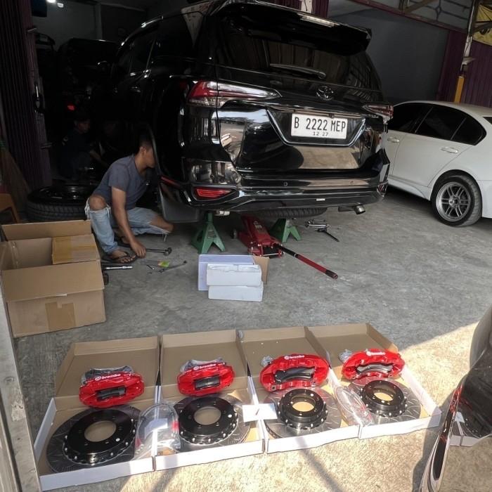 Jual BBK BREMBO GT6 6Pot Rem Depan Belakang FULLSET Fortuner VRZ GR 2GD ...