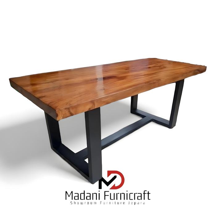 Jual MEJA CAFE RESTO KAYU TREMBESI FULL MERAH KAKI BESI FINISHING - Kab ...