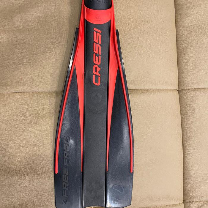 Jual Diving Fin Full Foot Cressi Free Frog Kaki Katak Bebek Selam Scuba Flipper Snorkeling Fins ...