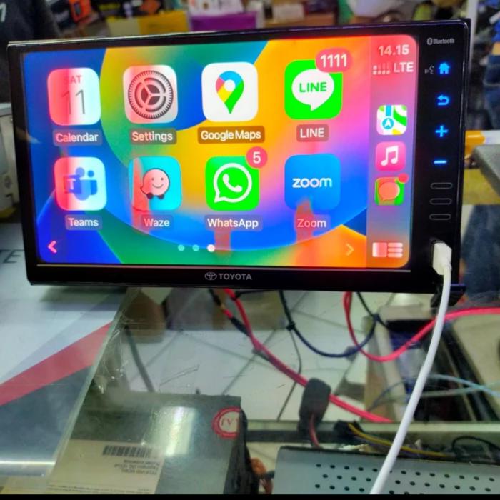 Jual Head unit Original Toyota Innova Reborn Android auto &Appel ...