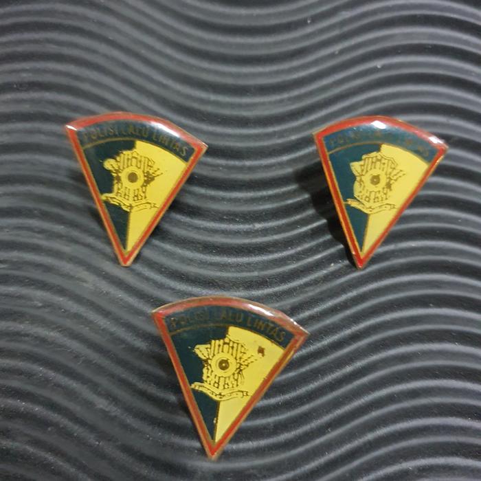 Jual pin Kerah Lantas Segitiga | pin kerah Baju Belakang Paku | pin ...
