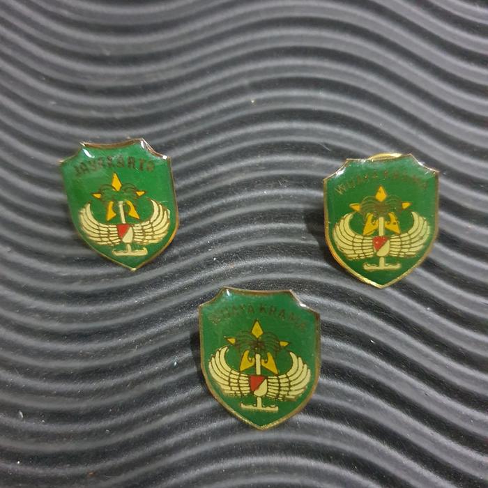 Jual pin Kerah Wijayakarma | pin kerah Baju Belakang Paku | pin Paku ...