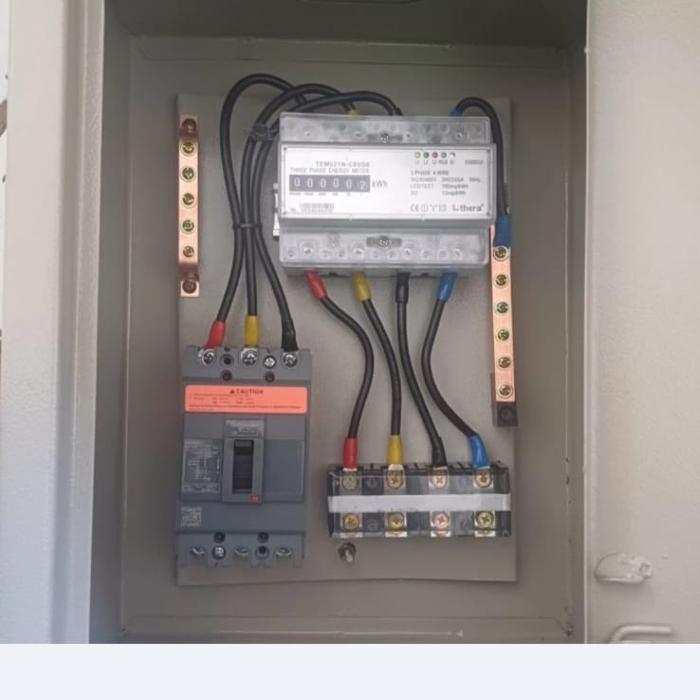 Jual Panel KWH 3phass MCCB 3p 20A Panel Jadi - Jakarta Pusat - DUNIA ...