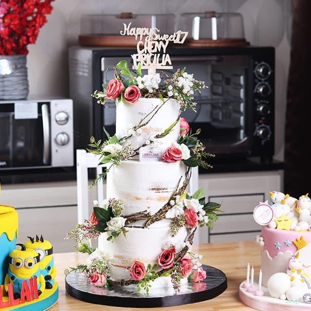 Jual Kue 3 Tingkat/Wedding Cake/Birthday Cake - Jakarta Barat - The Cake Corner | Tokopedia