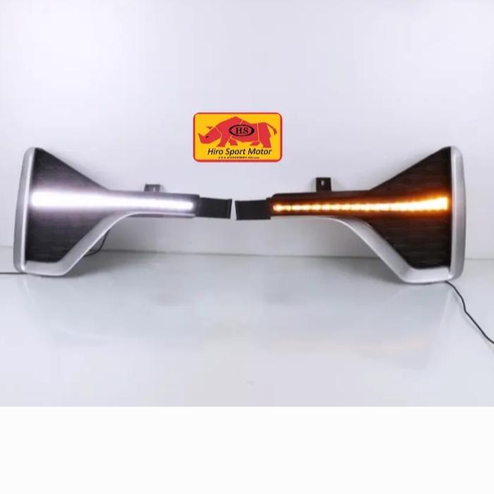 Jual DRL + cover sen DRL innova zenix original - Jakarta Pusat - hiro ...