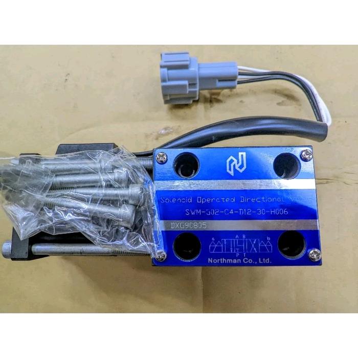 Jual selenoid Valve forklift 12V SWM-G02-C4-D12-30-H006 - Kab ...