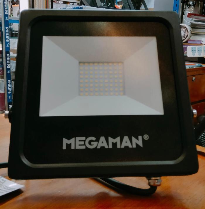 Jual MEGAMAN LAMPU SOROT LED 50W 220V FLOOD LIGHT 50WATT OUTDOOR ...