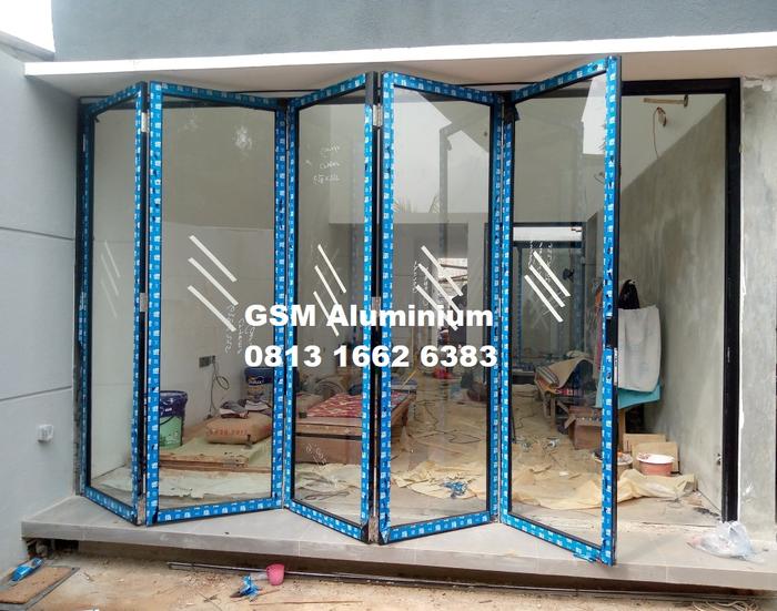 Jual Pintu Lipat Aluminium merk YKK plus Kaca Polos 5mm - Kota ...