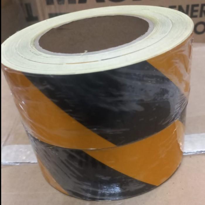 Jual stiker reflector tape 4 cm x 45mtr/sticker kuning hitam NO 3m - Kota Tangerang - BANDIJAYA ...