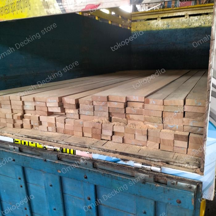 Jual BAHAN RANGKA PINTU KUSEN KAYU BENGKIRAI SUPER - Kota Semarang - Omah Decking store | Tokopedia