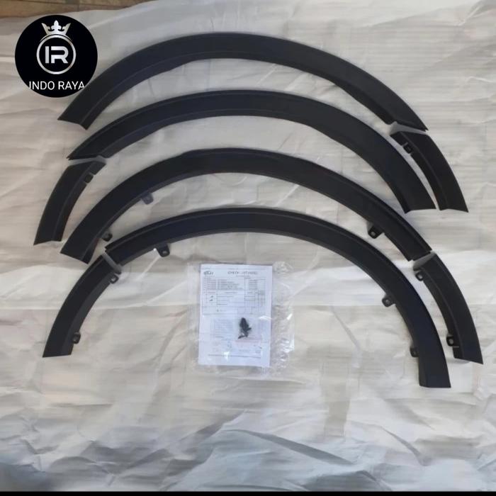 Jual OVER FENDER BODYKIT TRIM INNOVA REBORN VENTURER FACELIFT ORIGINAL ...