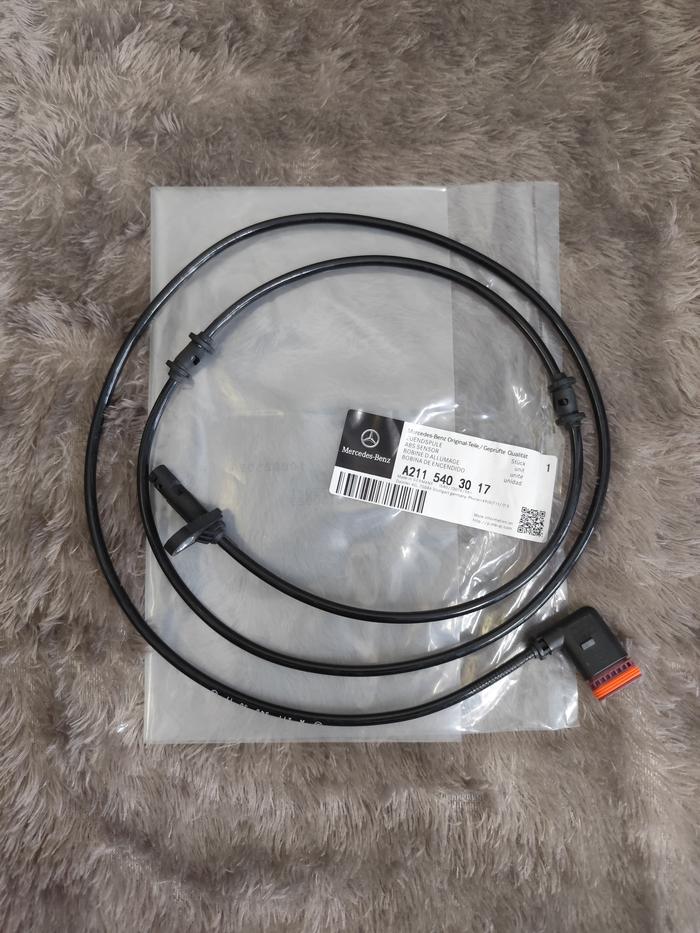 Jual Sensor Speed ABS Mercedes W211 W219 E200 CLS ORI A2115403017 ...