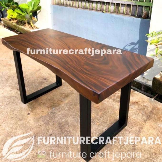 Jual MEJA KERJA KAYU SOLID TREMBESI KAKI BESI CUSTOM / MEJA KANTOR ...