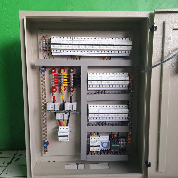 Jual panel listrik 3phas 40amper - Jakarta Pusat - Surya Electrikal ...
