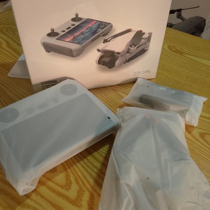 Jual drone DJI mini 3 rc remote layar - Kota Bekasi - DJI_Bekasi seken ...