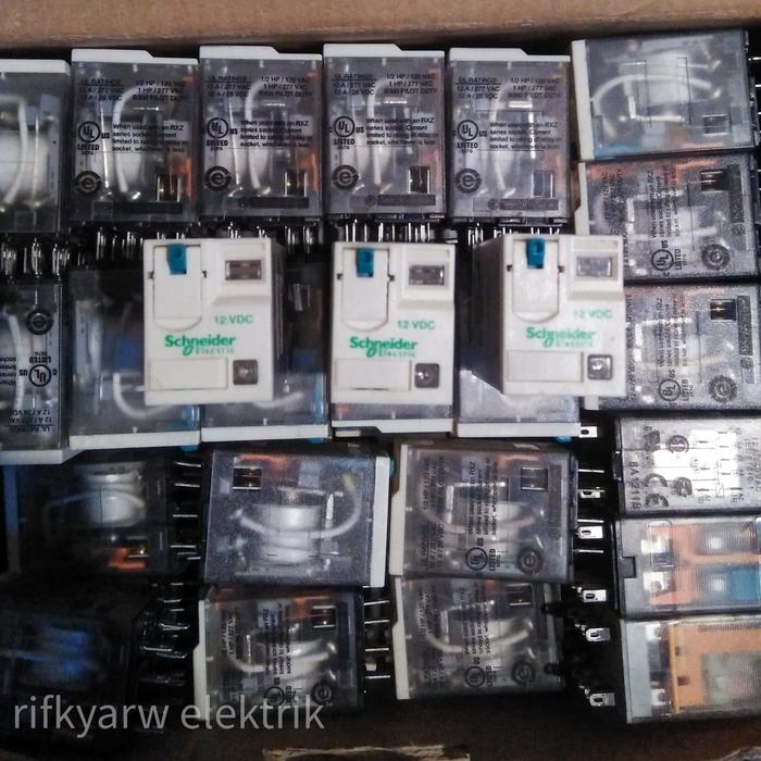 Jual relay schneider 8 kaki 12 vdc - Kota Semarang - rifkyarw elektrik | Tokopedia