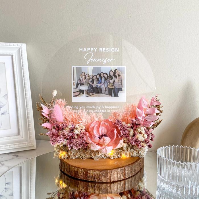 Jual WOODIE - Hadiah Wisuda Graduation Gift Acrylic Bingkai Foto Bunga ...